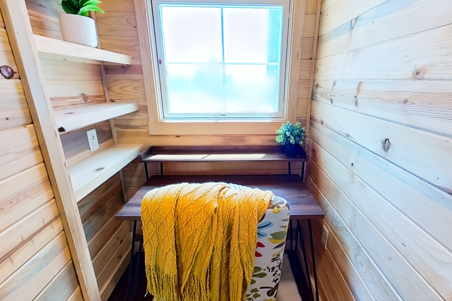 2018 Cypress 26 Equator - Tumbleweed Houses